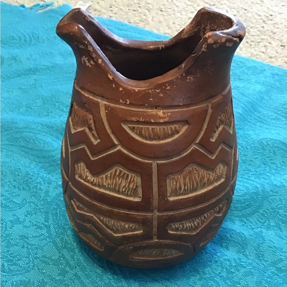 J COSTA | Accents | J Costa Vintage 976 Early Pottery Piece Vase Signed ...